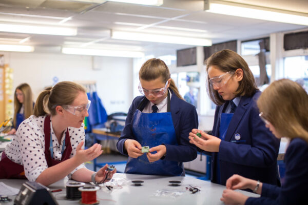 Home - The Manor Academy